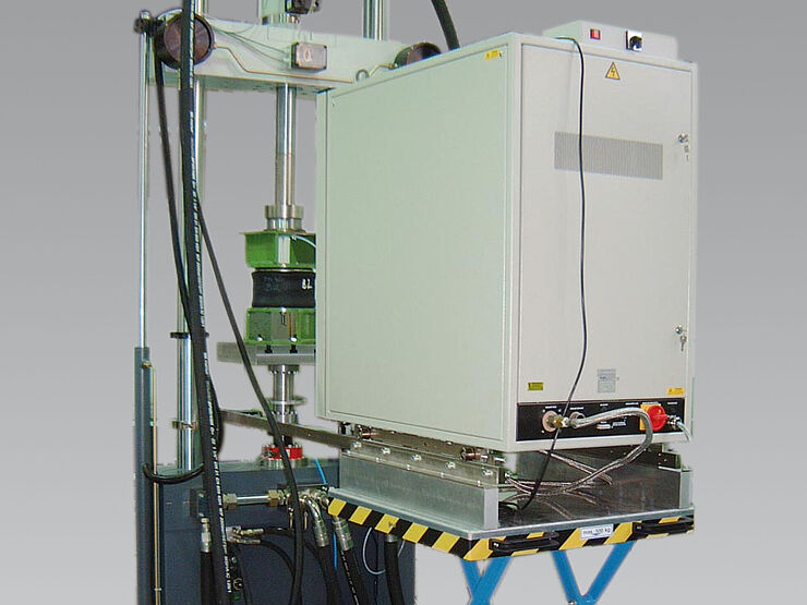 Spring testing machines & spring testing | ZwickRoell