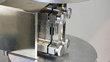 ASTM D6641: Combined loading compression (CLC) | ZwickRoell