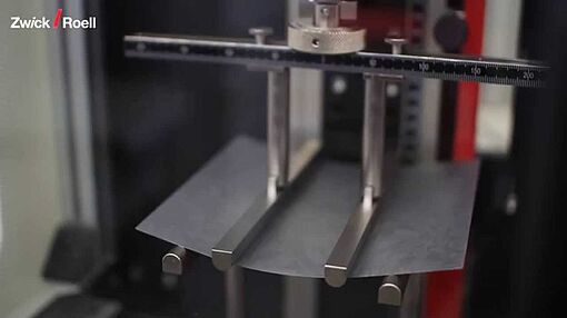 Testing of Solar Cells and Solar Modules | ZwickRoell