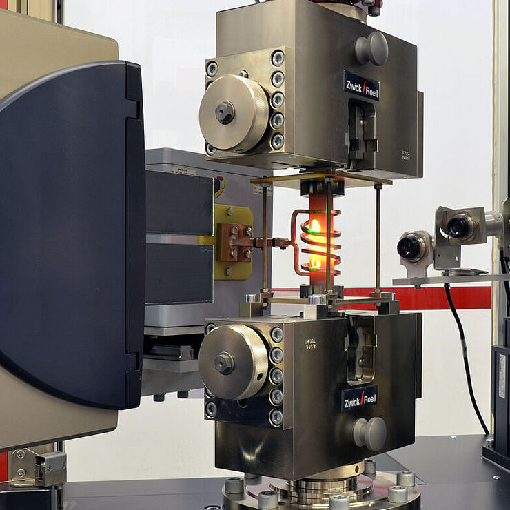 High-temperature testing systems | ZwickRoell