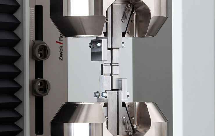 CAI test: compression after impact | ZwickRoell
