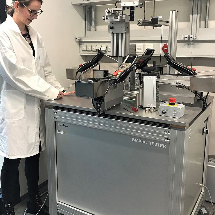 Biaxial Testing Machine for Biomaterials | ZwickRoell