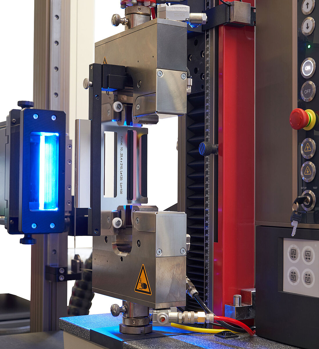 ASTM E345 & DIN 50154 – Tensile test on metallic foils | ZwickRoell