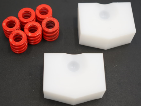 ASTM F1717, ASTM F2706, ISO 12189: testing of spinal implants | ZwickRoell