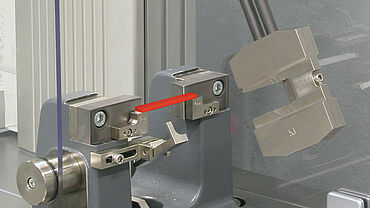 Uji impak Charpy | ZwickRoell