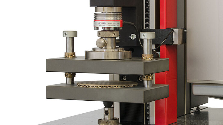 ECT-Test | ISO 3037 Kantenstauchwiderstand Wellpappe | ZwickRoell