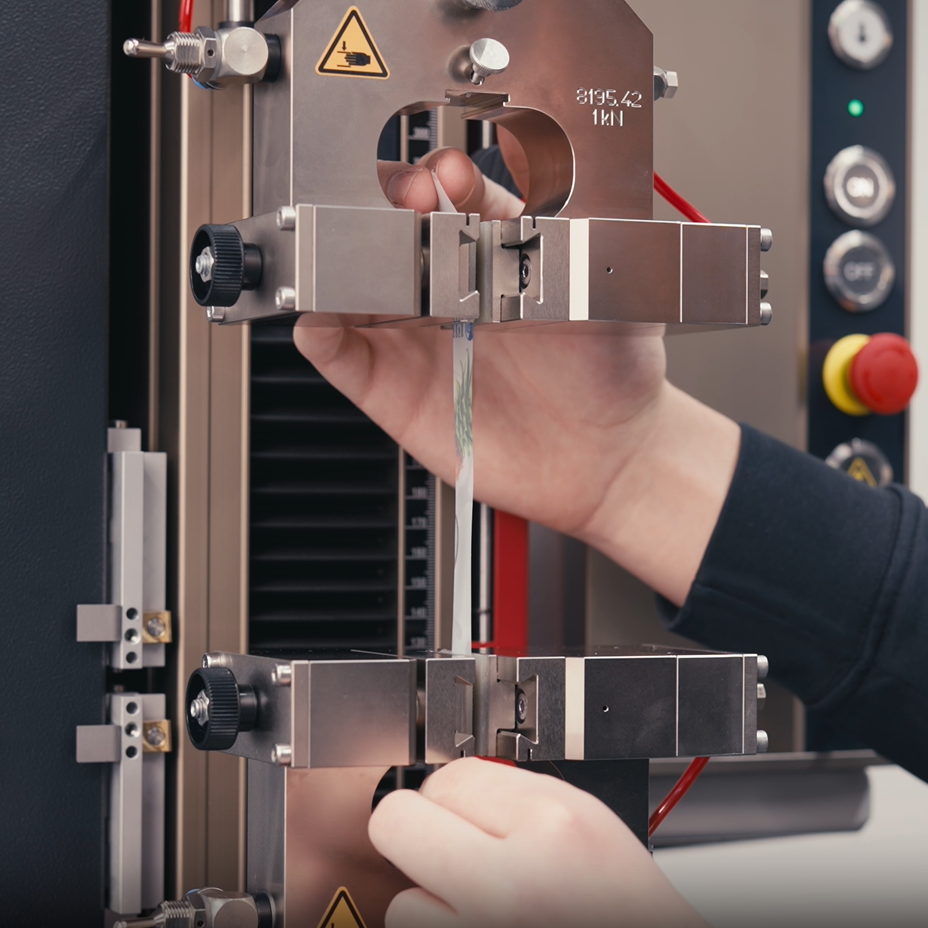 ISO 527-3 | tensile test on plastic film | ZwickRoell