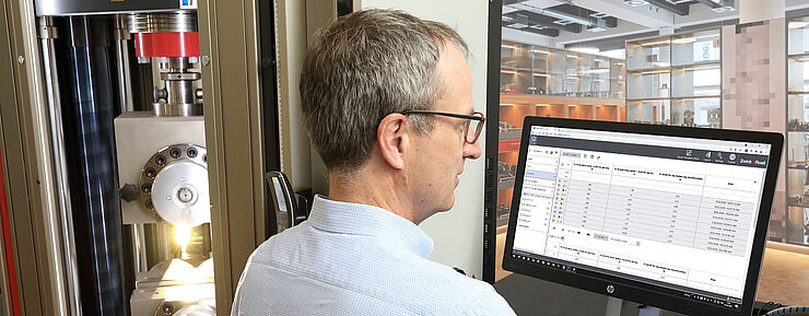 testXpert testing software | ZwickRoell