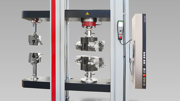 AllroundLine Z250: side test-area for greater flexibility | ZwickRoell