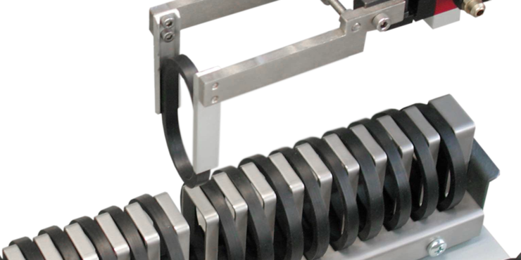 Robotic testing system roboTest L: tensile and flexure tests | ZwickRoell