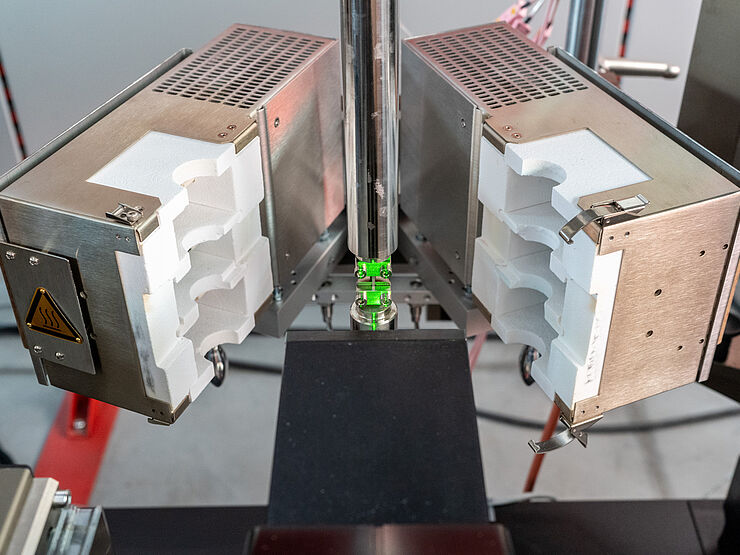Mini tensile test to ISO/TS 6892-5 | Materials testing with minimal use ...