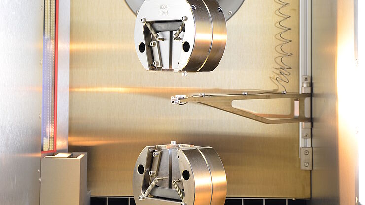 ISO 18488 | 18489: Crack growth | ZwickRoell