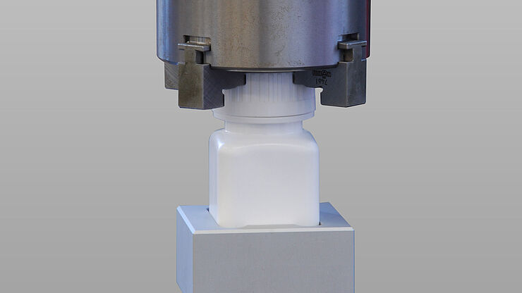 Measuring breakaway torque in the pharmaceutical industry | ZwickRoell