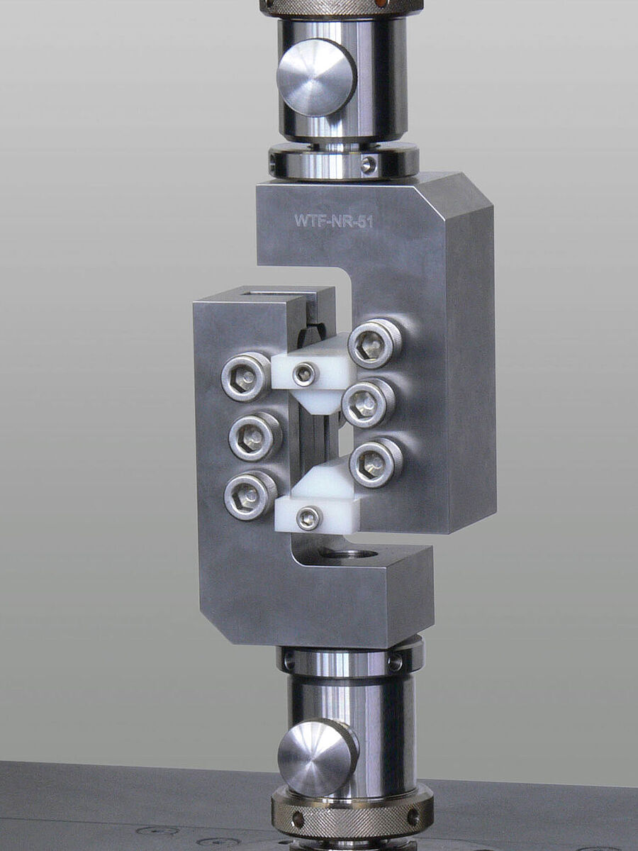 V-notched shear tests with ZwickRoell | ZwickRoell