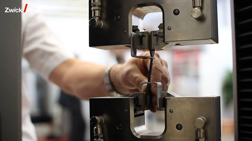 ASTM D412 Tensile test rubber & elastomers | ZwickRoell