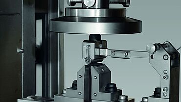 Interlaminar shear strength ILSS | ZwickRoell