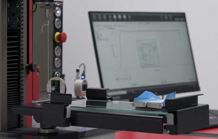 ASTM D1894 coefficient of friction plastic film | ZwickRoell