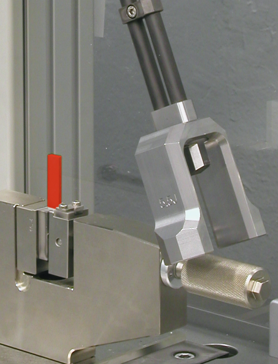 ASTM D256 | Izod notched impact test plastics | ZwickRoell