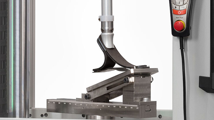 Composite testing | ZwickRoell