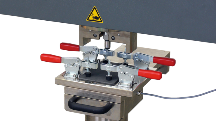 CAI test: compression after impact | ZwickRoell