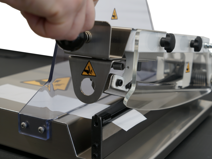 Battery testing | ZwickRoell