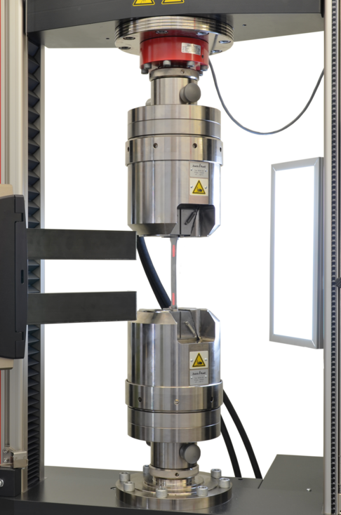 ASTM D3039: tensile test on composites | ZwickRoell