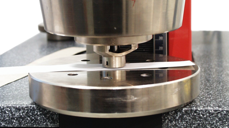 Essai de compression: Machine & Essai | Contrainte & Allongement ...