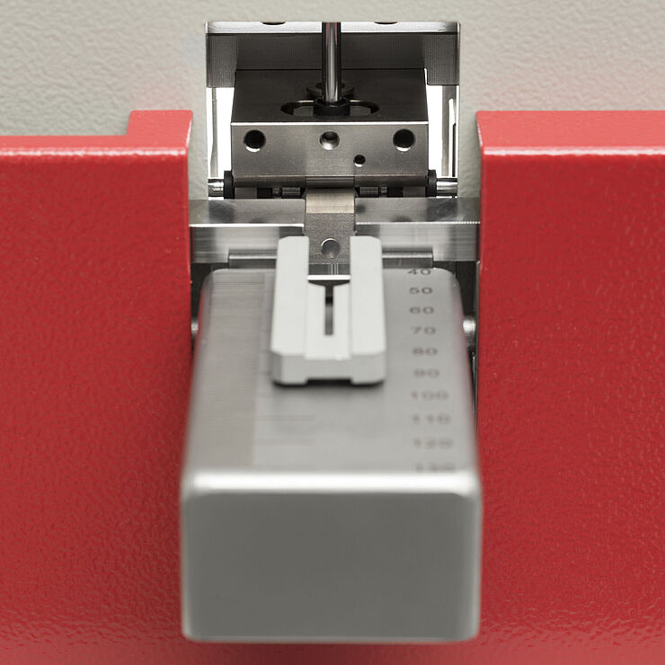 CMU 30 and CMU 80 Cross-Section Measuring Devices | ZwickRoell