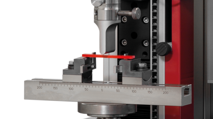 ISO 178 | 3-Point Bend Test on Plastics | ZwickRoell