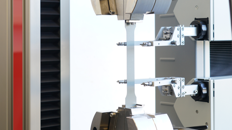 Zugversuch Werkstoffprüfung: Anwendung | ZwickRoell